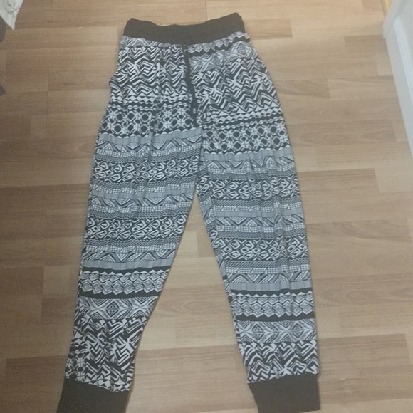 Connection 18 | Pants & Jumpsuits | 55 Euc Connection 8 Joggers Soft ...